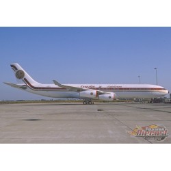 Egyptair Airbus A340-300 / A40-LE / Phoenix Model 1:400 - PH4MSR2411 ...
