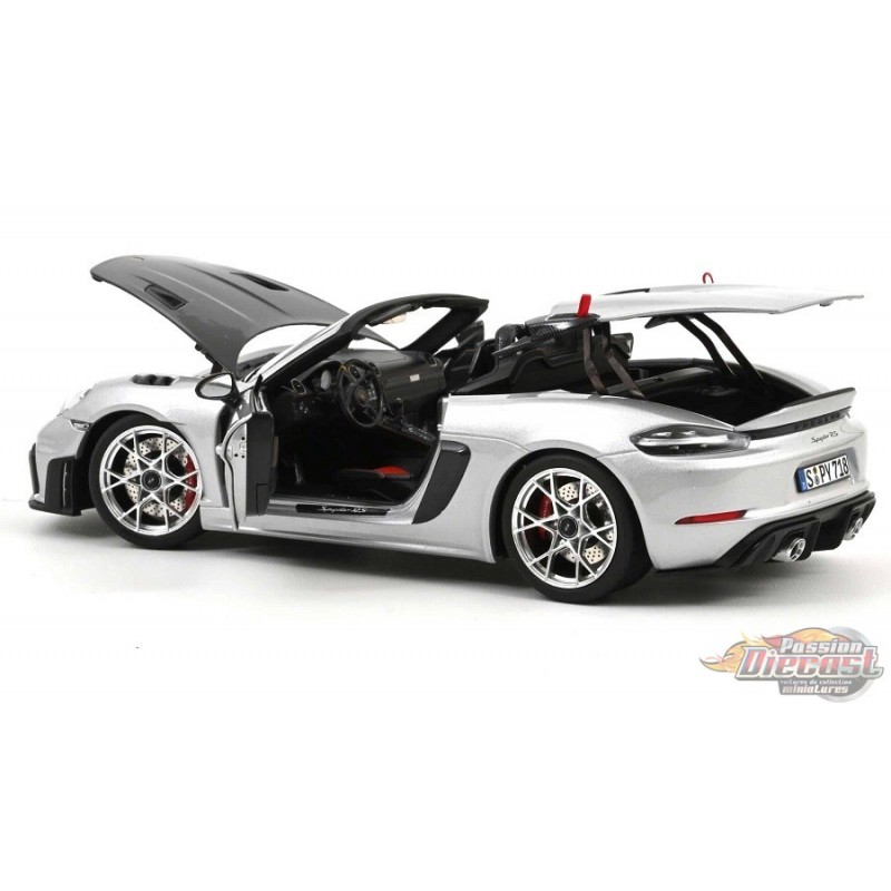 Porsche 718 Spyder RS w/ Weissach Pack 2023 GT-Silver metallic - Norev ...